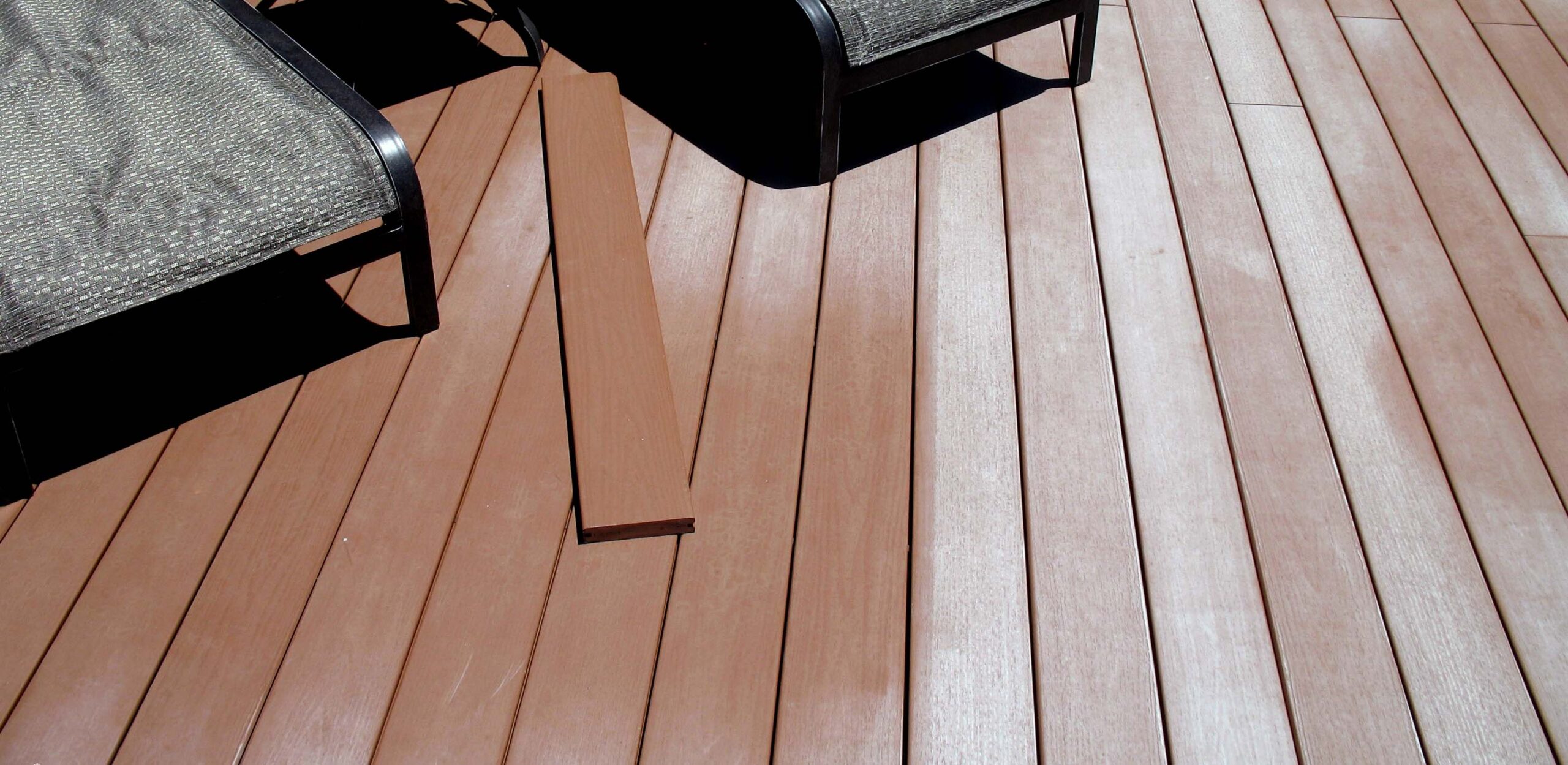 4 Tips For Restoring Color To Faded Composite Decking - Feri.org