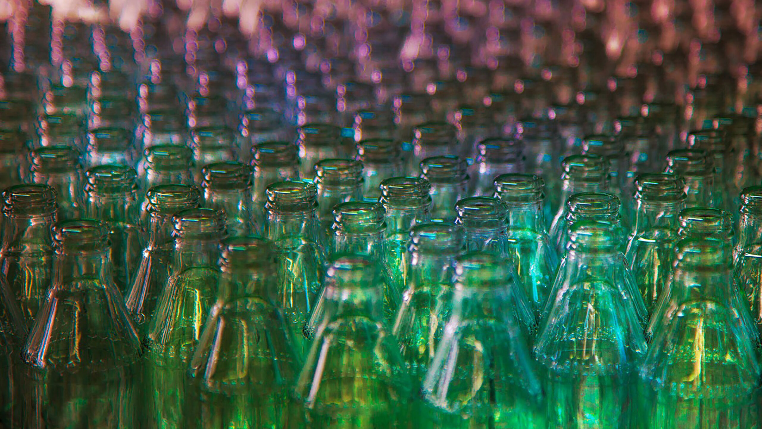 The Future of Glass Bottle Manufacturing: New Technologies and ...