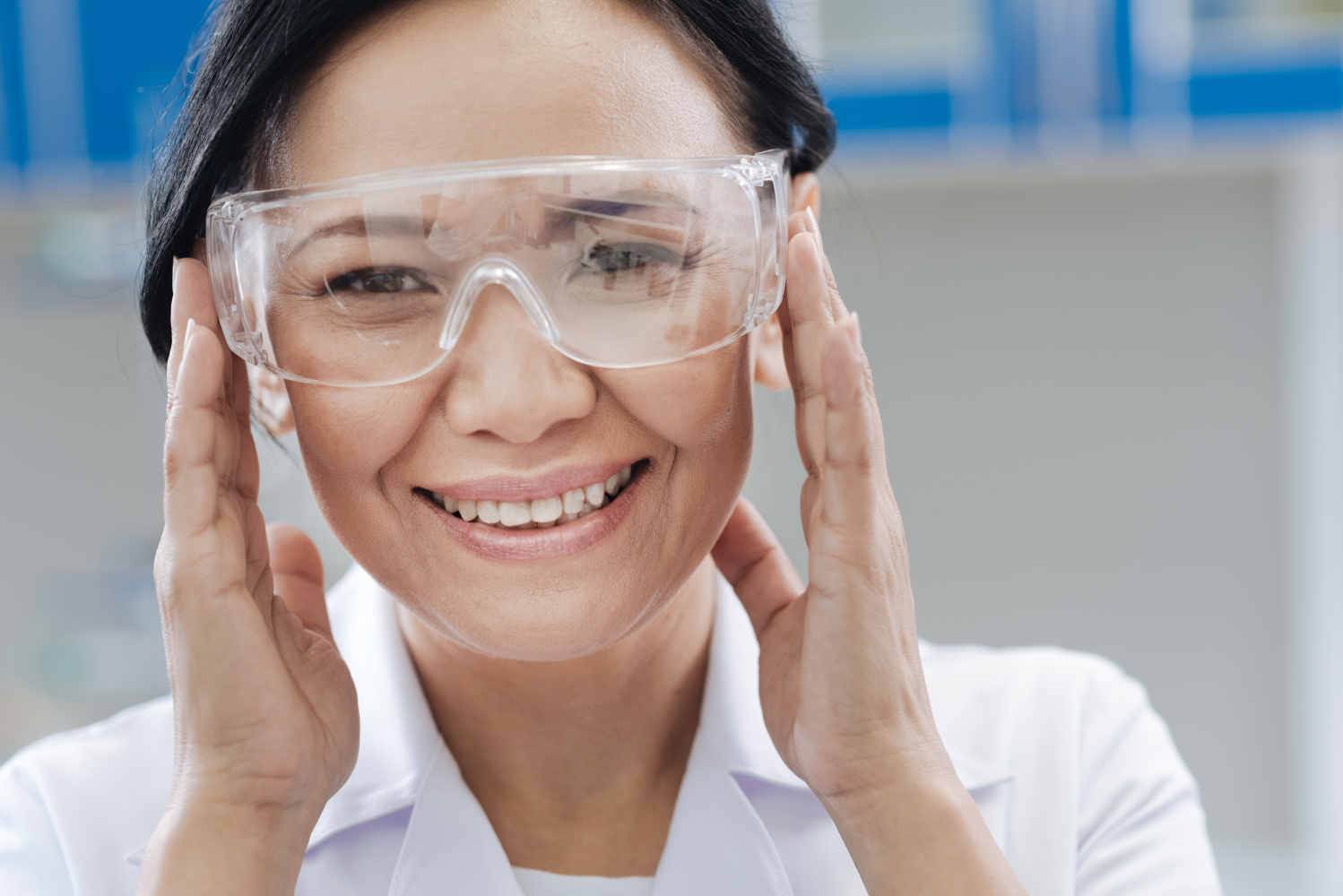 Shield Your Eyes With Radiation Protection Glasses: Safety Tips - Feri.org