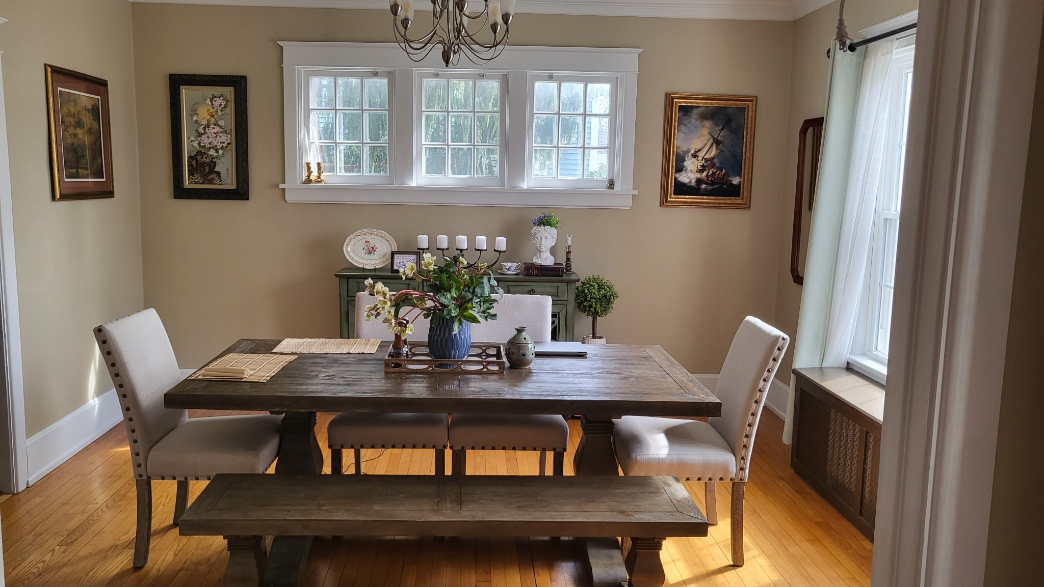 Is Your Dining Room Stuck in the Past? Here’s How To Fix It Forever ...